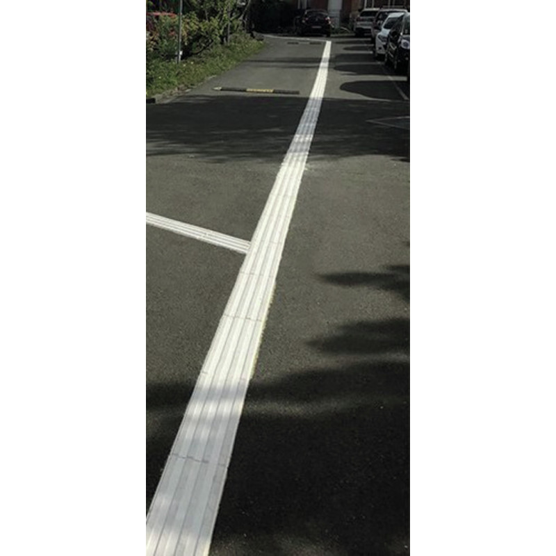 Bande de guidage PMR Guid'grip - accessibilité - SÉMIO